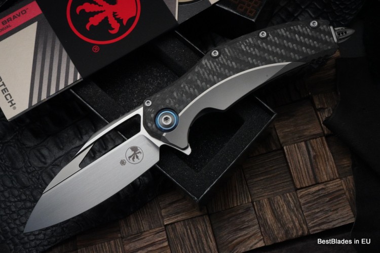 Microtech Matrix Titanium w/ Carbon Fiber Scales & Blue Ti Pivot ...