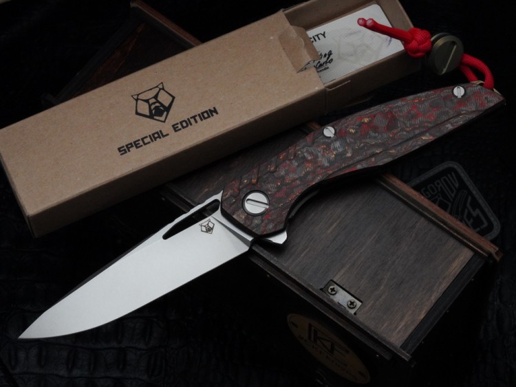 111 Ignis - M390 Blade - Phoenix Wing TechnoCarbo